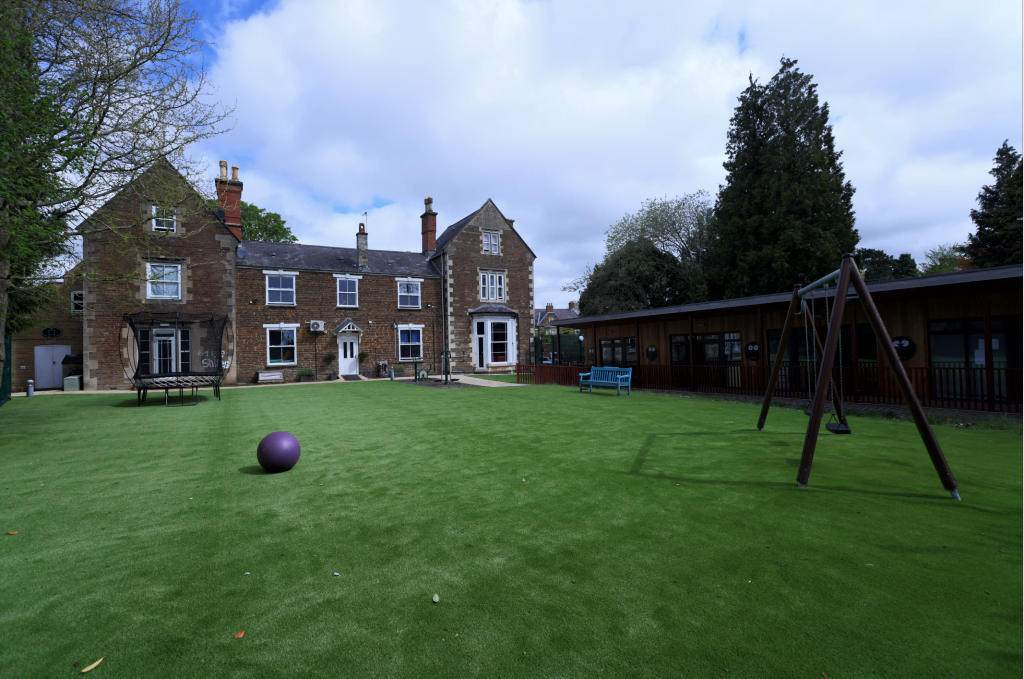 Oakham Shires School - Options Autism